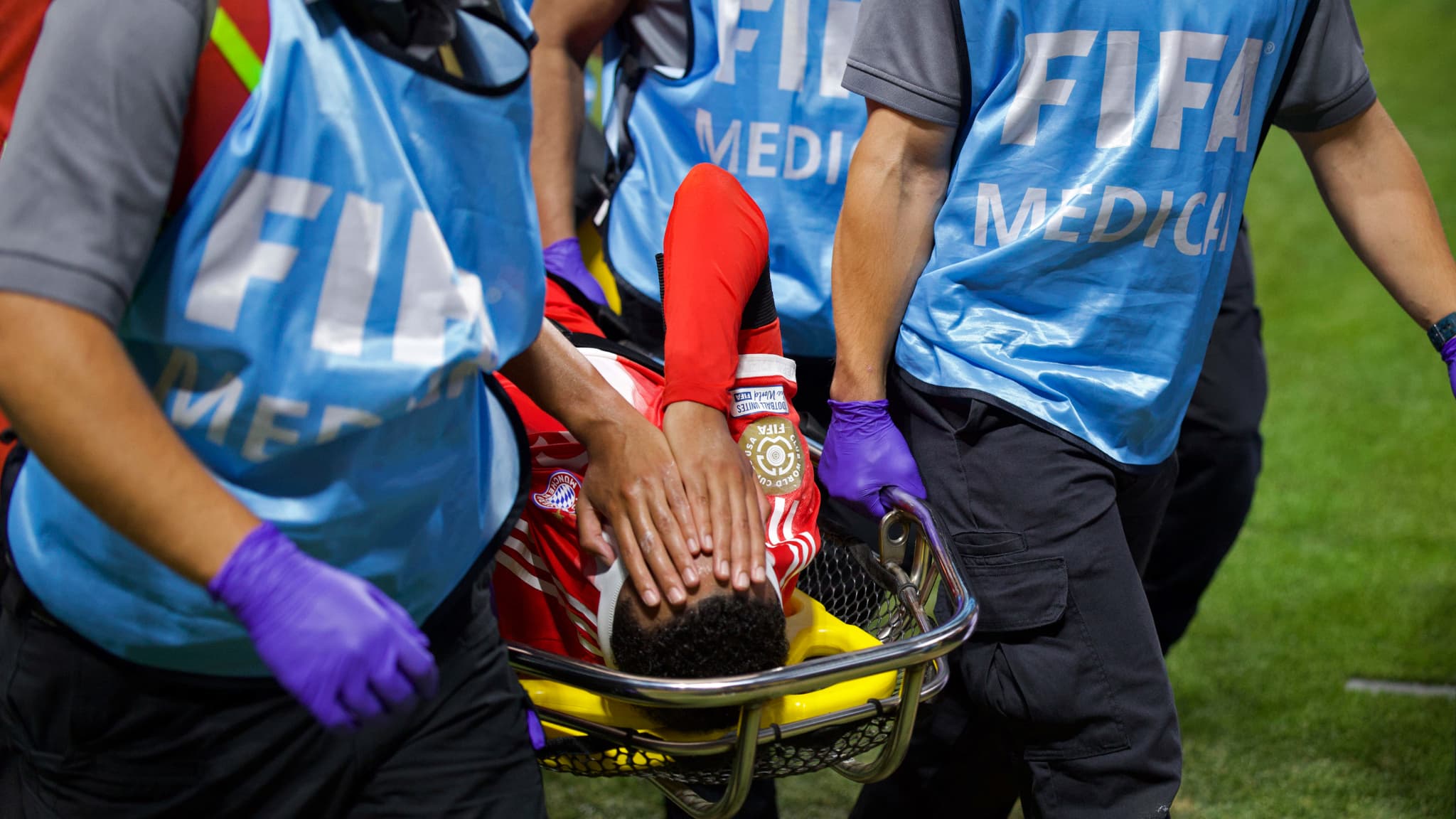 "Un véritable choc pour Jamal et pour nous tous": le Bayern communique ...