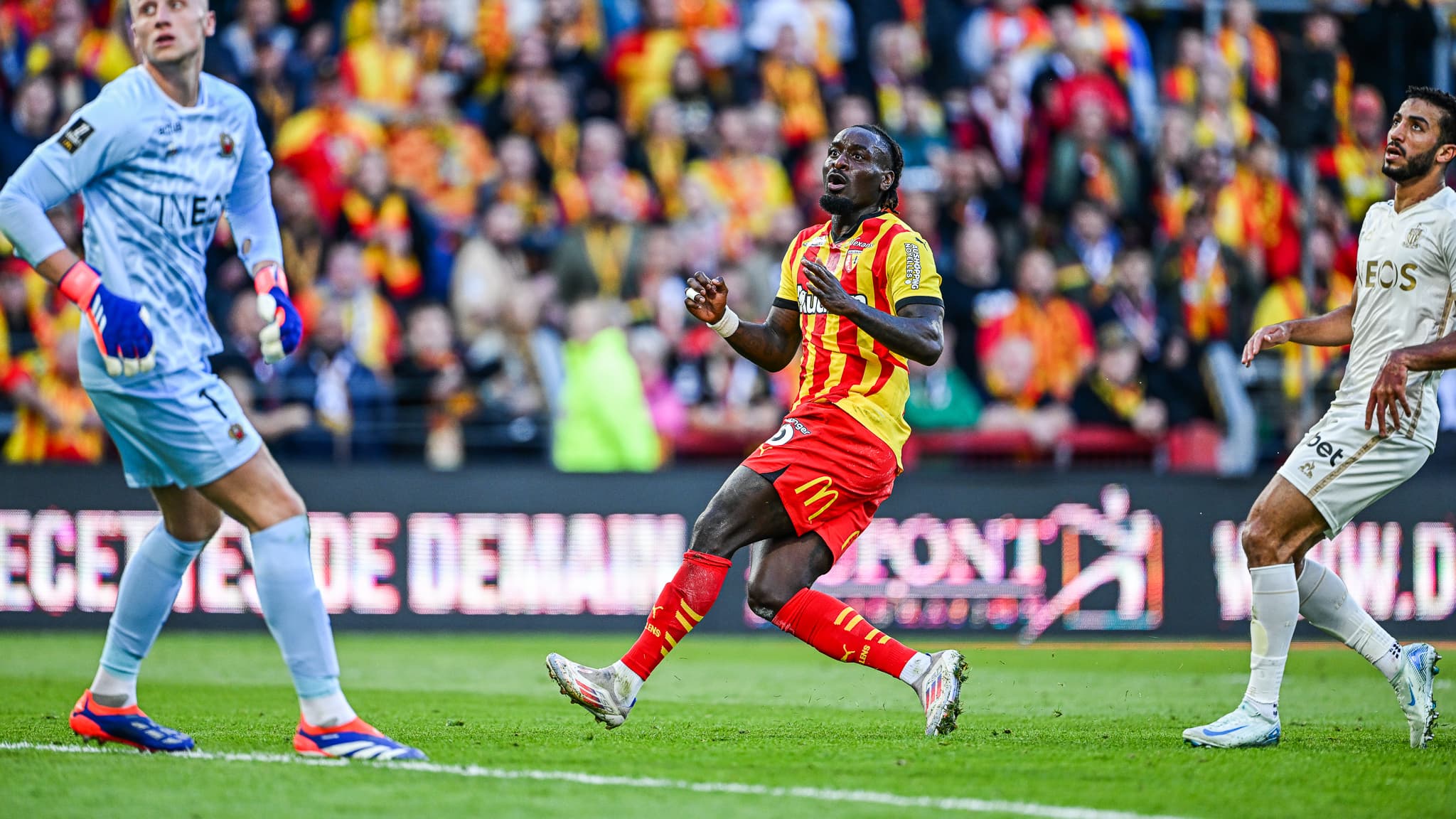 Lens-Nice: pas de but mais un sacré match de foot pour le retour de ...