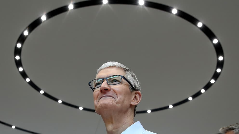 Tim Cook évoque la voiture autonome sans confirmer l'existence d'une ...