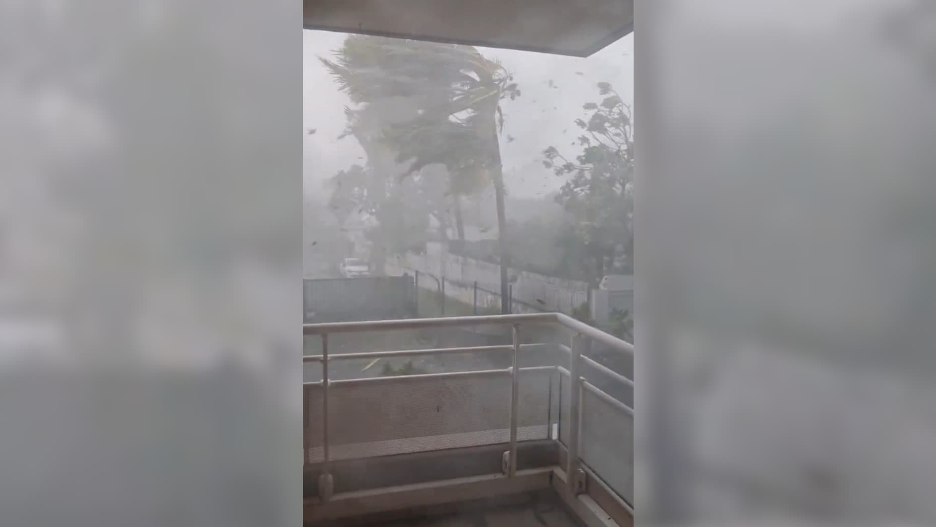 "Des vents jamais vus": les images impressionnantes du cyclone Garance ...