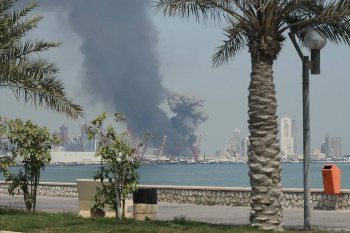 Guerre au Moyen-Orient: des explosion entendues à Bahreïn après l ...