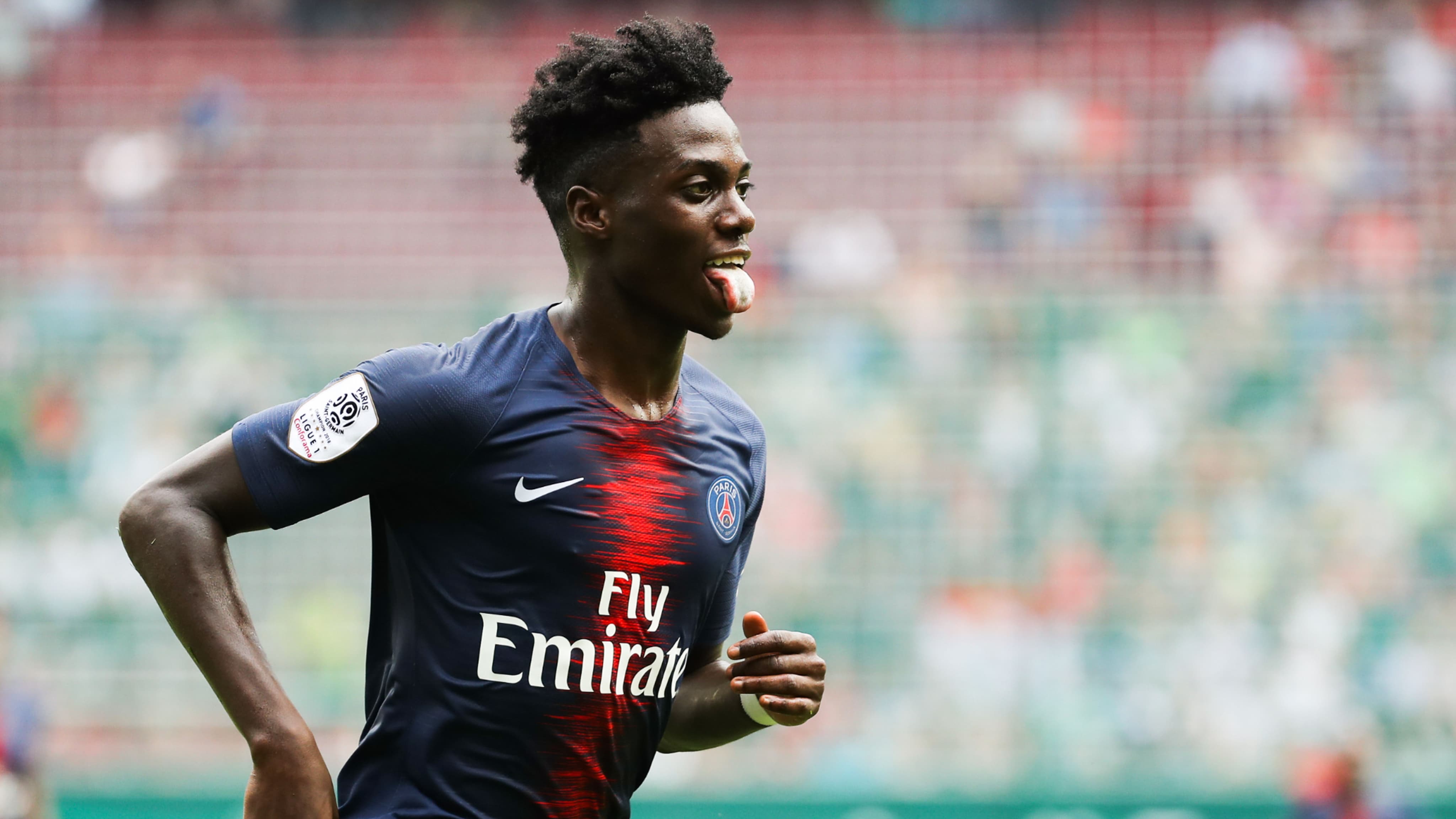 Timothy sur les traces de son père George: les Weah, une histoire entre ...