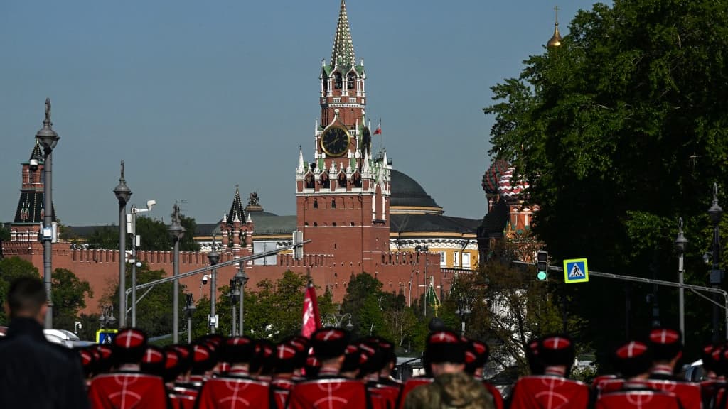 Armée affaiblie, conflit enlisé... En Russie, des commémorations du 9 ...
