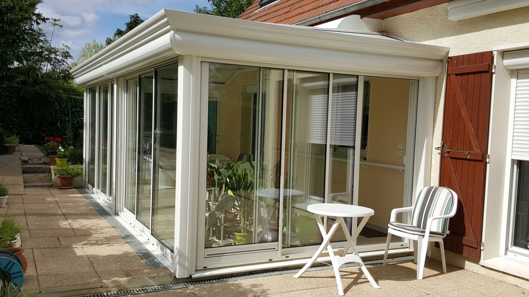 Vérandas, cabanes de jardin... L'intelligence artificielle vient au ...