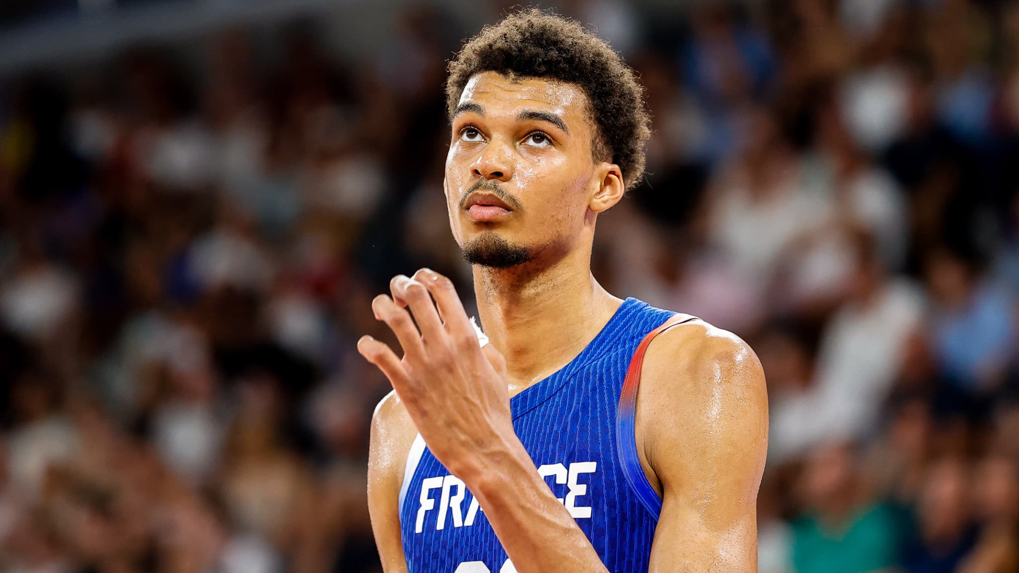 Alien Dunk plus fort que Space Jam? Victor Wembanyama va devenir la ...