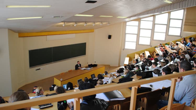 Et si les étudiants notaient leurs professeurs d'université