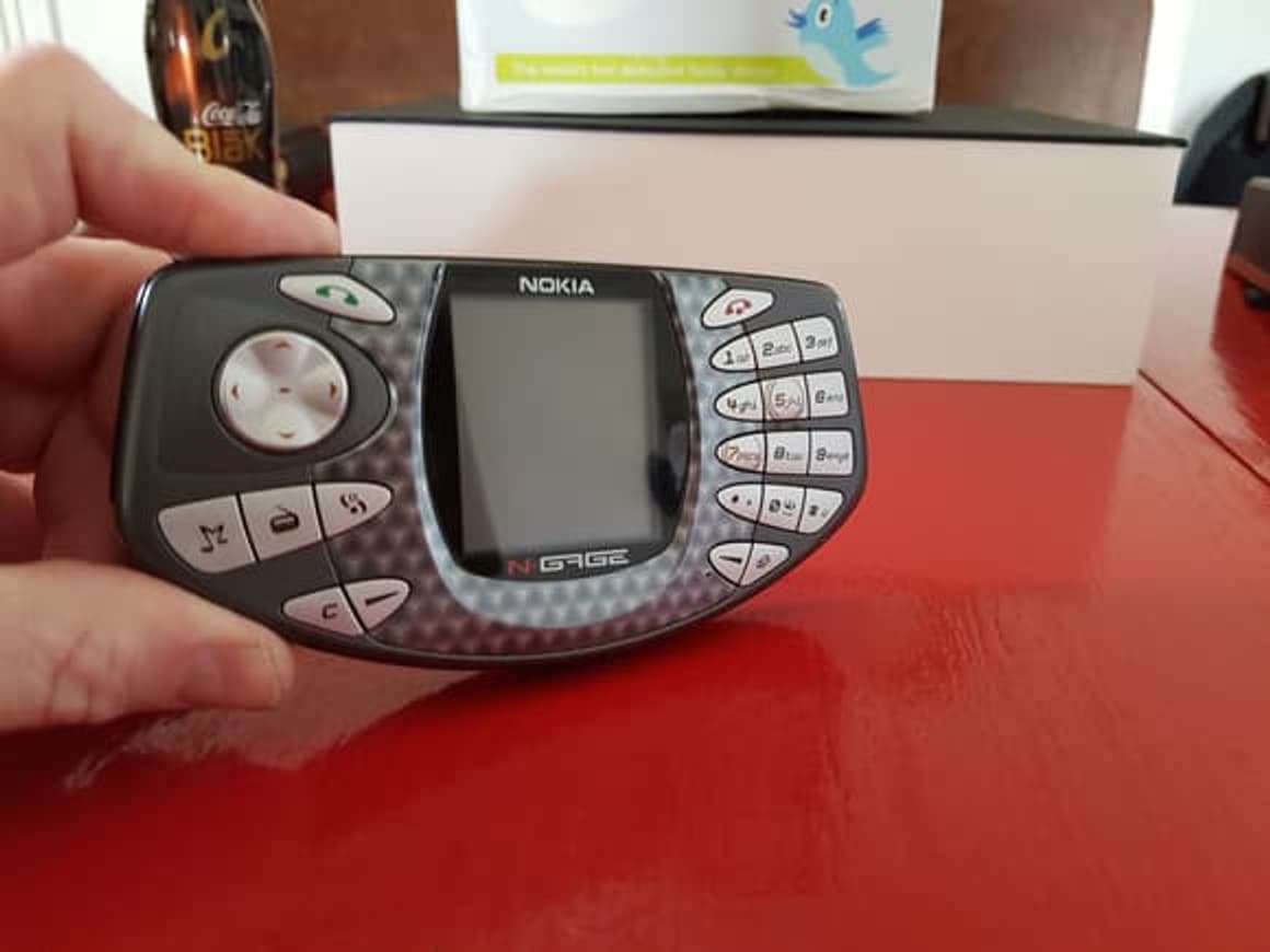 Nokia 3310, iPhone 6, BlackBerry... Les portables les plus ...