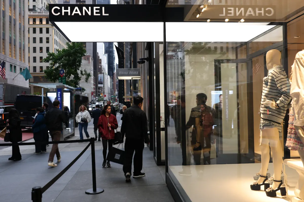 Chanel, Hermès, Dior, LVMH... Les marques de luxe se distinguent dans l ...