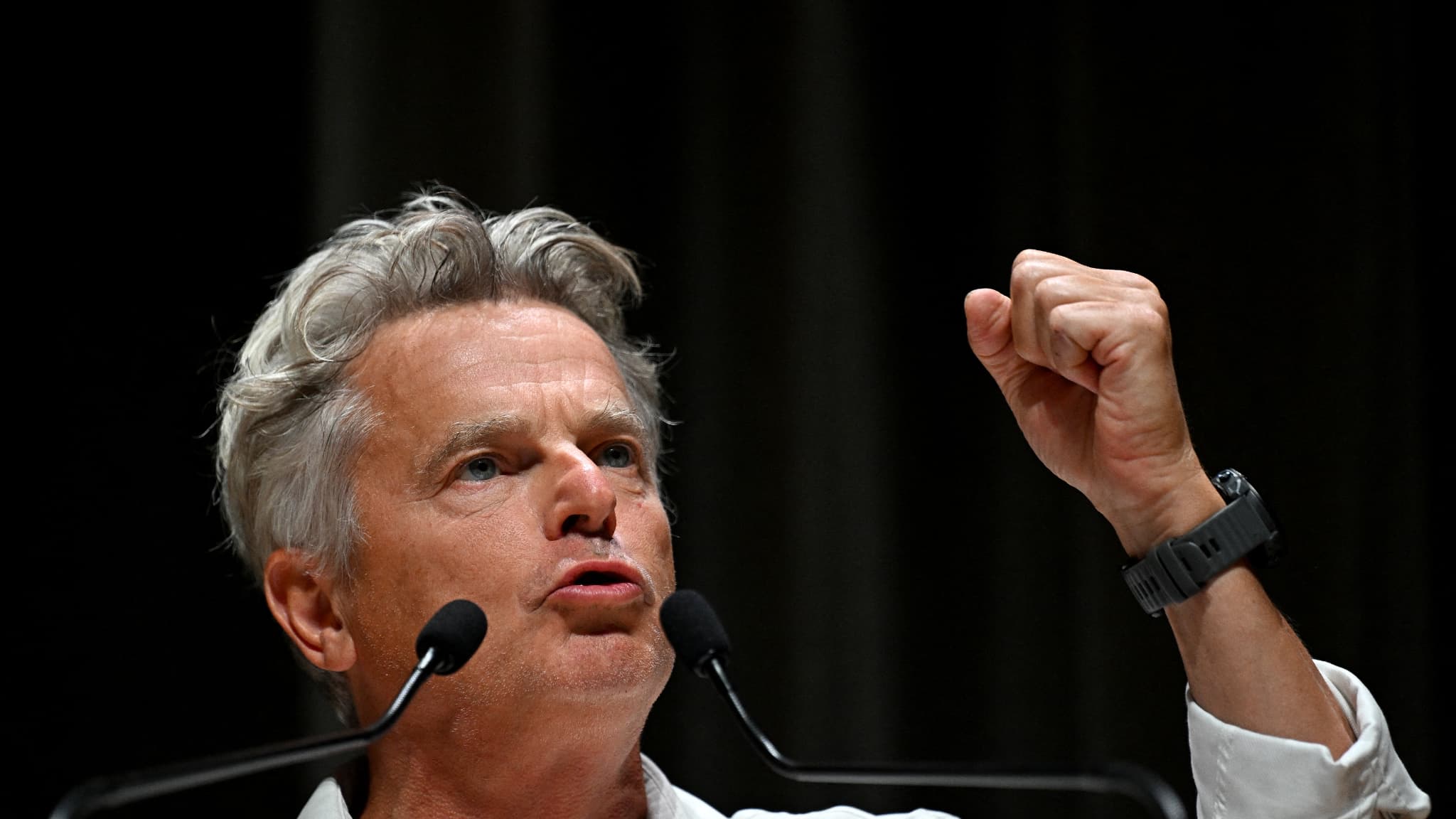 Hausse des salaires et des pensions, nationalisation de banques: le PCF ...